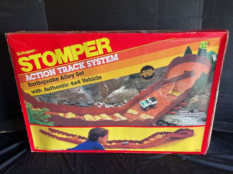 Schaper Stomper Action Track System Earthquake Alley Set - Ford ...