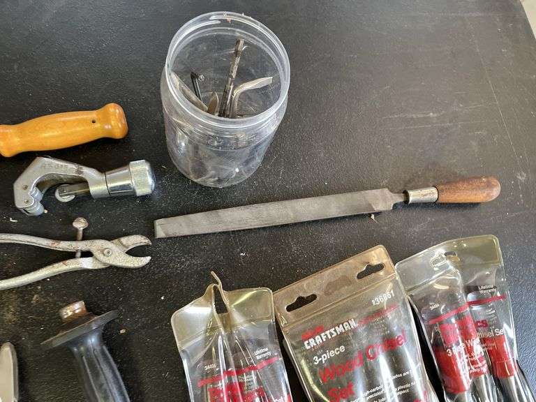 Assorted Hand Tools - Ford Brothers, Inc.