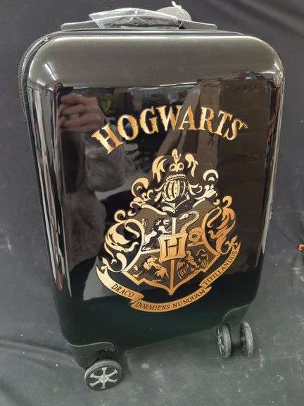 Harry Potter Hogwarts Rolling Suitcase Luggage - Ford Brothers, Inc.
