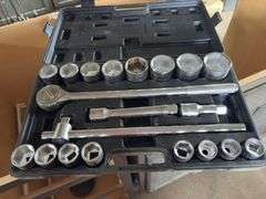 Jobsmart Socket Set with Ratchet and Accessories - Ford Brothers, Inc.
