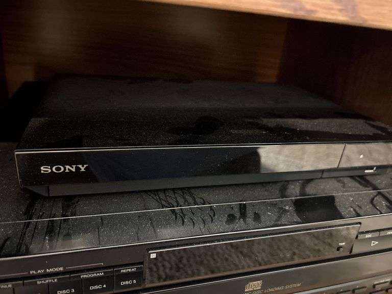 Sony CDP-C425 5 Disc CD Player and Streaming Device - Ford Brothers, Inc.