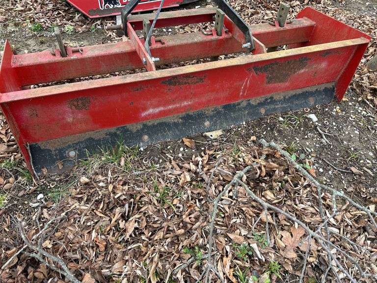 Squealer Red Box Blade - Ford Brothers, Inc.