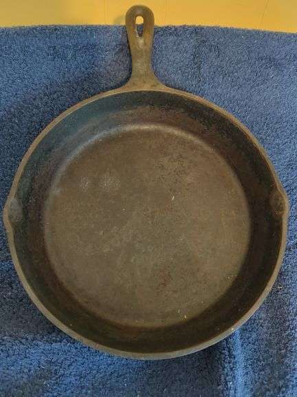 Well Used Cast Iron Skillet - Ford Brothers, Inc.