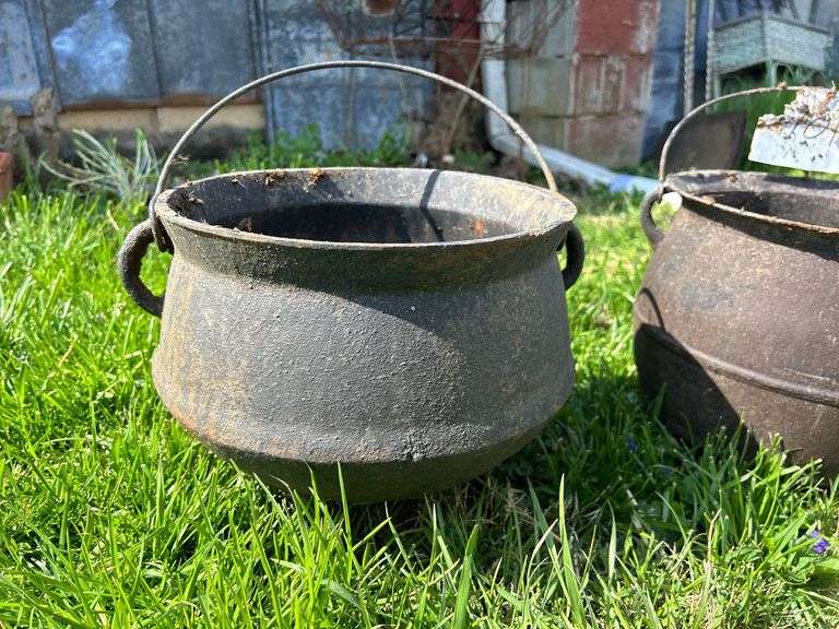 Pair of Cast Iron Cooking Pots with Handles - Ford Brothers, Inc.