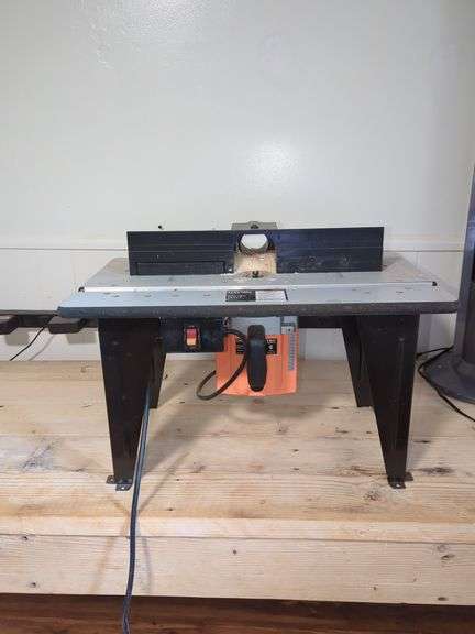 Chicago Electric Power Tools Bench Top Router Table - 1-3/4 HP - Ford ...
