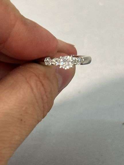 95% Pure Platinum G Color Diamond Ring - Ford Brothers, Inc.