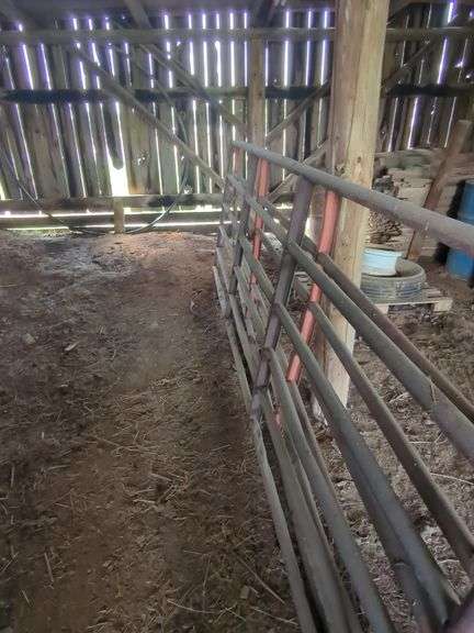 Metal Livestock Gates - Ford Brothers, Inc.