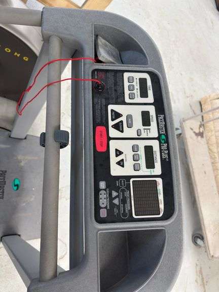Pacemaster Pro-Plus HR Treadmill - Ford Brothers, Inc.