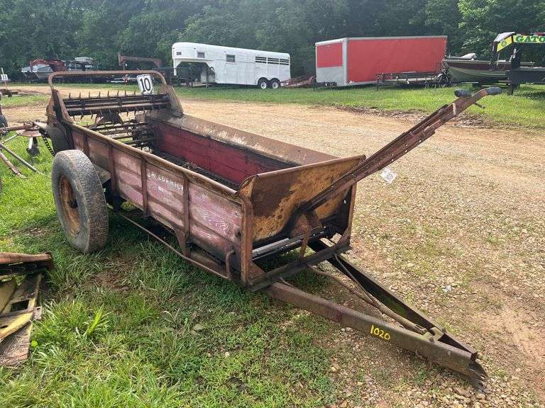 L10- GROUND DRIVEN MANURE SPREADER - Ford Brothers, Inc.