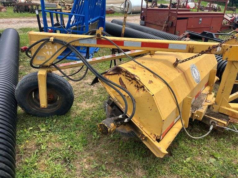 L3- PULL BEHIND STREET SWEEPER - Ford Brothers, Inc.