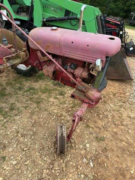 L9- INTERNATIONAL CUB TRACTOR - Ford Brothers, Inc.