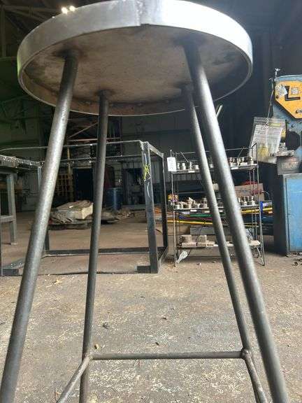Industrial Metal Shop Stool - Ford Brothers, Inc.