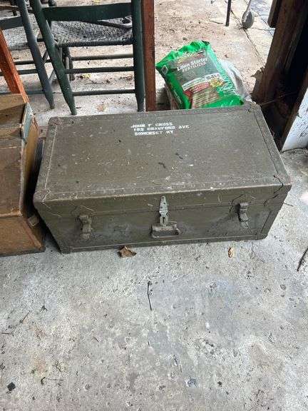 Dorbiler Military Style Storage Trunk - Ford Brothers, Inc.