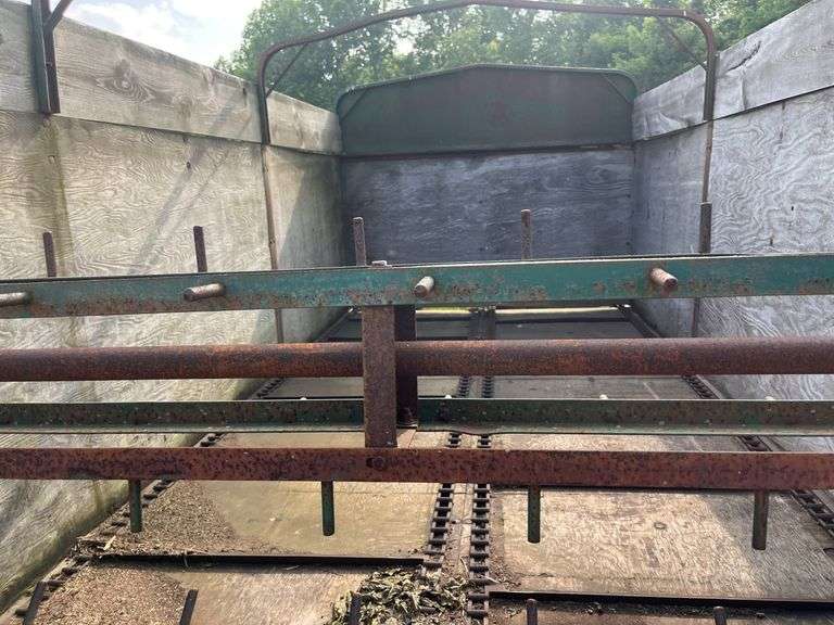 L10- 16 FT BADGER SILAGE WAGON - Ford Brothers, Inc.