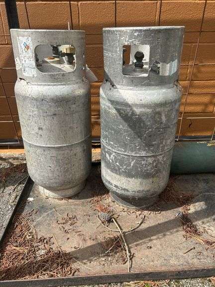 Welding Gas Tanks and Rack - Ford Brothers, Inc.