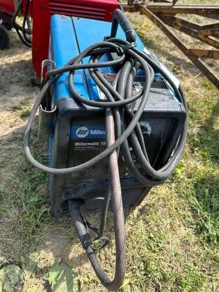 L4- BLUE MILLER MIG WELDER - Ford Brothers, Inc.