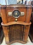 Zenith Long Distance Radio - Ford Brothers, Inc.