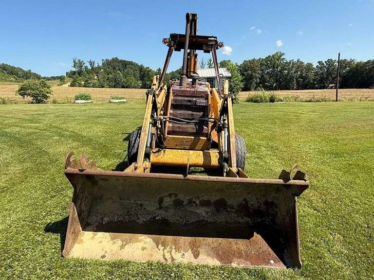 CASE 580E BACKHOE - Ford Brothers, Inc.