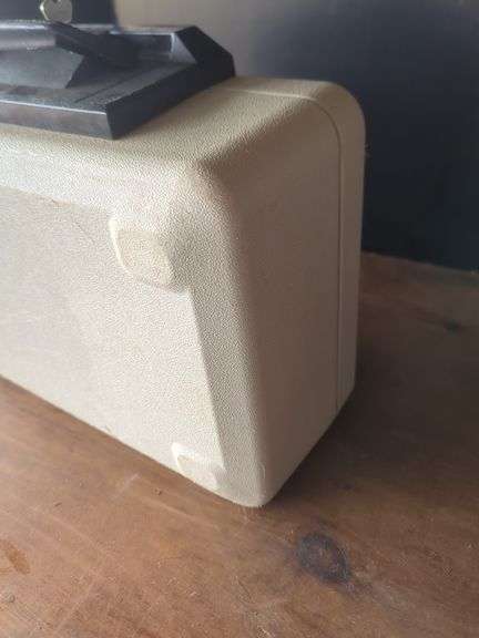 Sentry 1100 Fire Resistant Record Protection Equipment Safe with Key ...