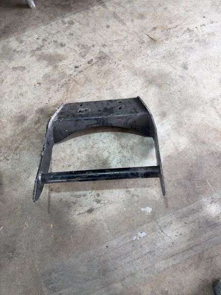 Metal Step-Up Bracket - Ford Brothers, Inc.