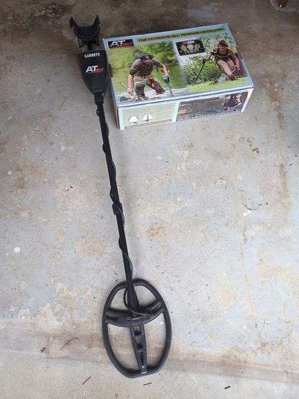 Garrett AT MAX Metal Detector with Accessories - Ford Brothers, Inc.