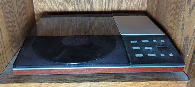 Bang & Olufsen Of Denmark Turn Table, Model Beogram 8002, 2.5" x 19" x ...