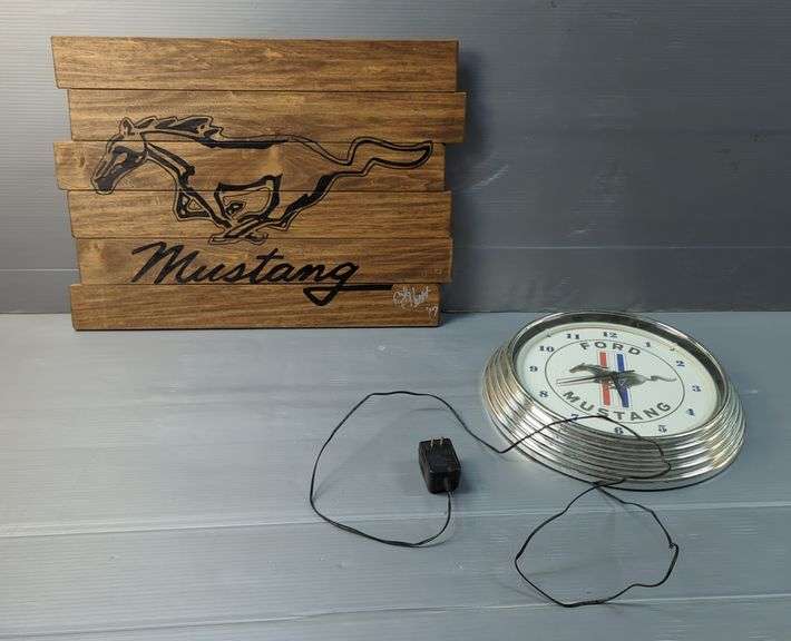 Ford Mustang Electric And Battery Operated Wall Clock, 15" Dia, Light ...
