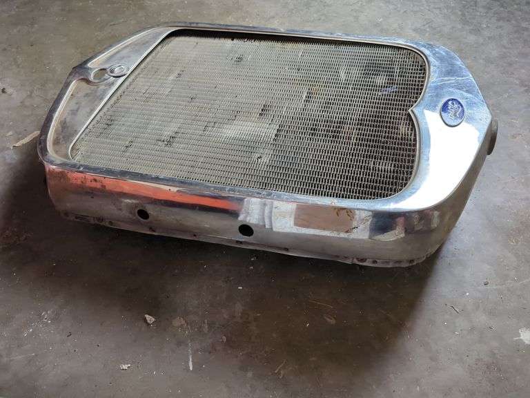Ford Model A Radiator With Grill - Mayo Auction & Realty