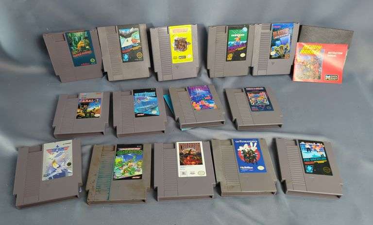 Nintendo NES Video Game Cartridges - Mayo Auction & Realty