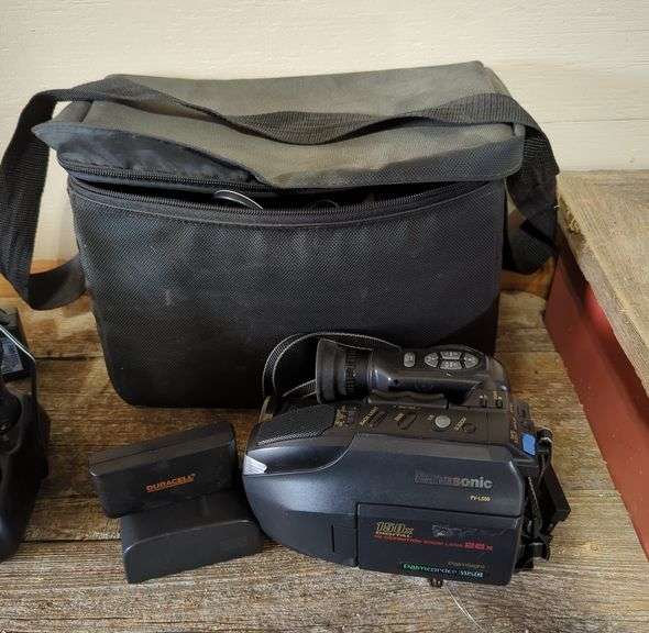 Panasonic Palmcorder VHS Camcorder with Accessories and Case - Mayo ...