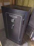 Stack-On Digital Combination Gun Safe - Mayo Auction & Realty
