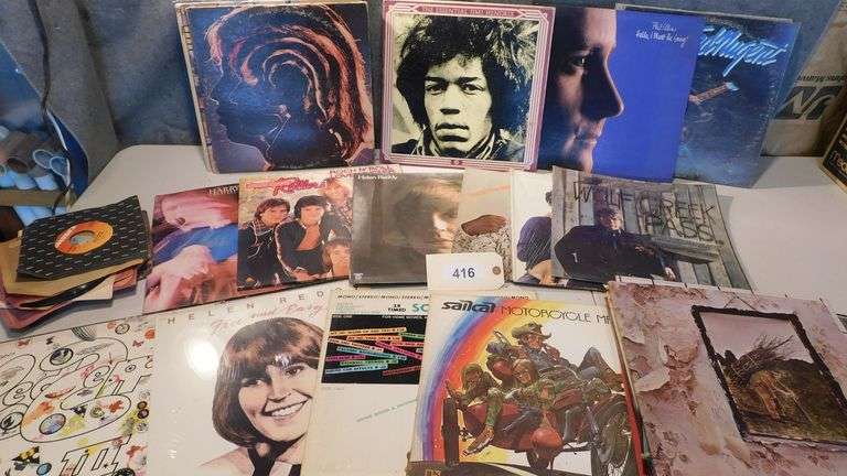 Assorted Record Albums & 45's - Thomas R. Hunt Auctioneers