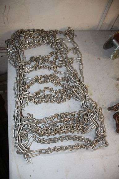 Tire Chains, 8 Ft Chain with Hook, and Pulling Winch - Barr Realty ...