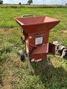 Tomahawk chipper shredder, Row:10 - Sheridan Realty & Auction