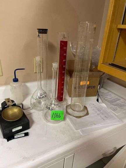 PYREX/KIMAX Laboratory Glassware - Precious Calibration Scale ...
