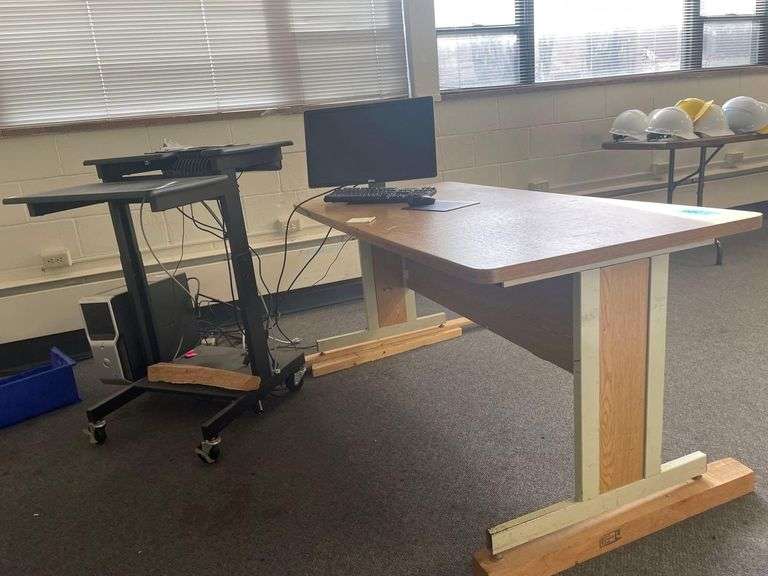 A 59x29.5x26.5 Inch Wooden Table, Dell Percision T1500Computer 21 Inch ...