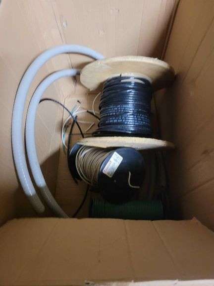 Box of Wire and Cables - Hostetter Auctioneers