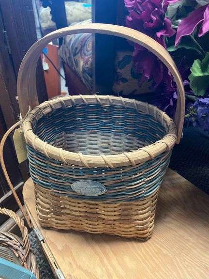 Wooden Picnic Basket 14x12x9 Inches with a Easter Basket - Hostetter ...