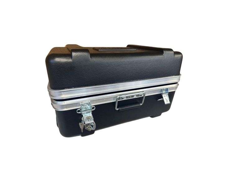 Hardshell Pull Behind Storage Case w/ Key - Hostetter Auctioneers