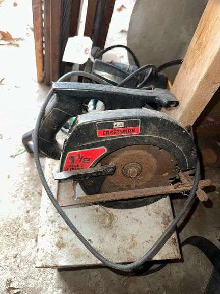 Sears Circular saw - Black and Decker Router - Hostetter Auctioneers