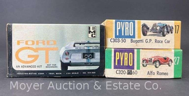 3 Vintage Plastic Model Car Kits, 1/25 and 1/32 Scale - Moyer Auction ...