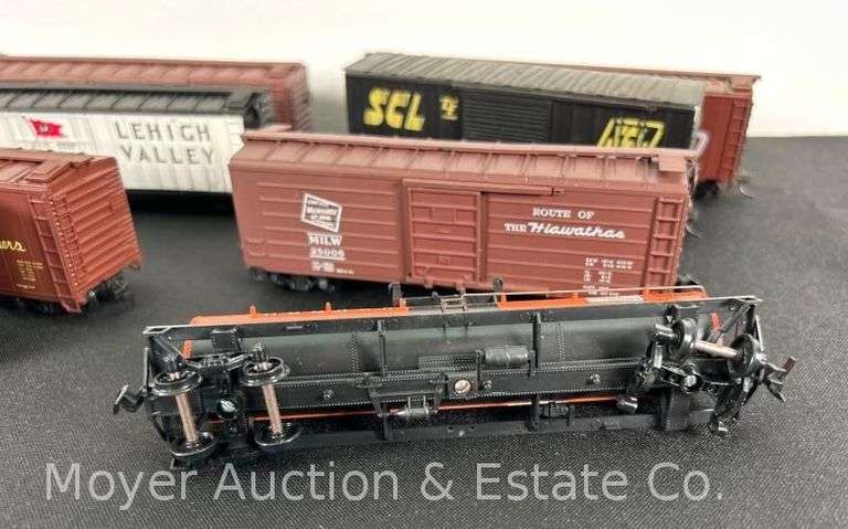 Group of HO Scale Cars, with Boxes, See Pictures for Details - Moyer ...