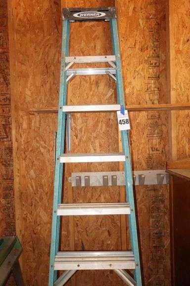 Werner 8 Foot Fiberglass Ladder - Comas Montgomery Realty & Auction Co ...