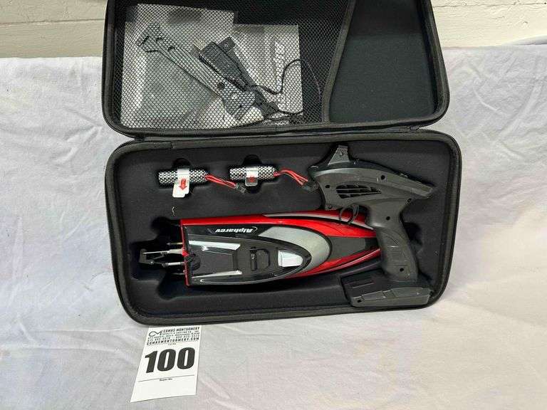 Alpharev RC Remote Boat - Comas Montgomery Realty & Auction Co., Inc.