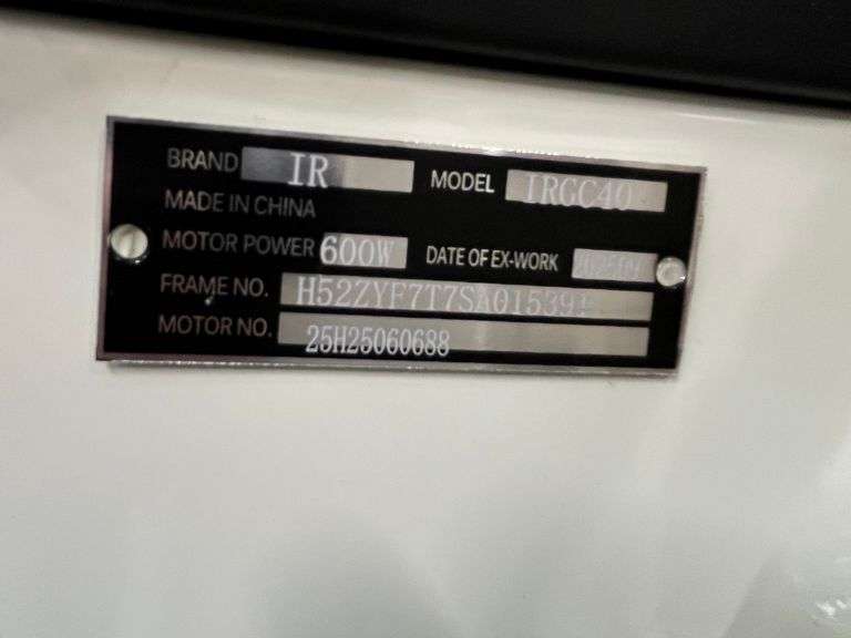 2025 IRGC$) 3-Wheel Electric Mobility Scooter - Taylor Auction & Realty ...