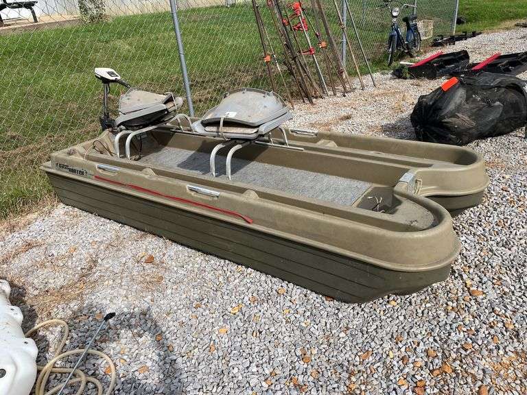 2-Man Boat and Trolling Motor - Taylor Auction & Realty, Inc.
