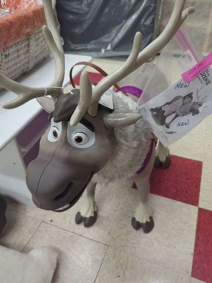 Brand New Frozen SVN Talking Moose - Burgess Auctions LLC