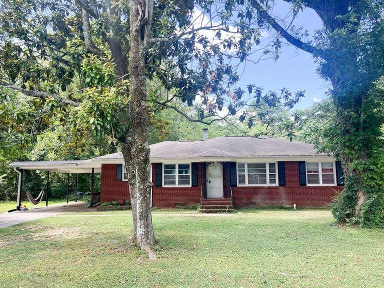 3BR/1.5BA Home located at 27 Conn Street, Rome (H13 I216) - Dempsey Auction