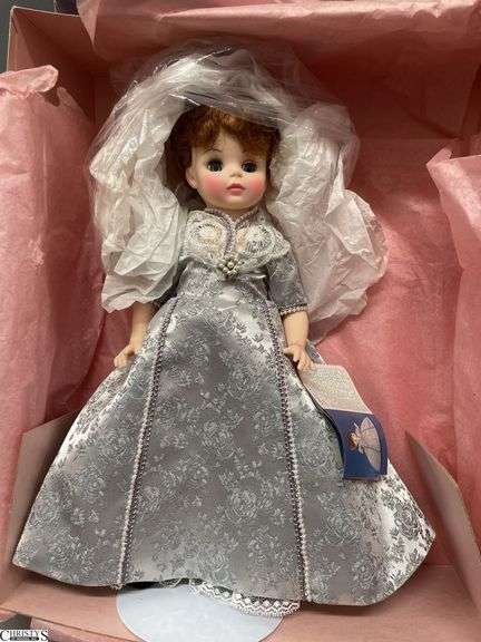 2 Madame Alexander First Lady Dolls Kennedy and McElroy - Christys