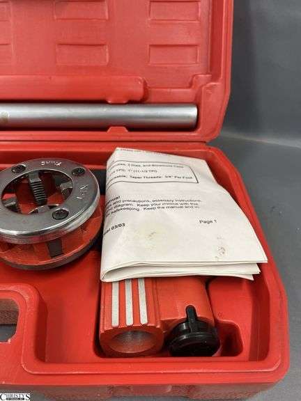 Central Forge Pipe Threading Kit in Case - Christys